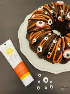 Eye See You Bundt Cake - Cookaholic Wife