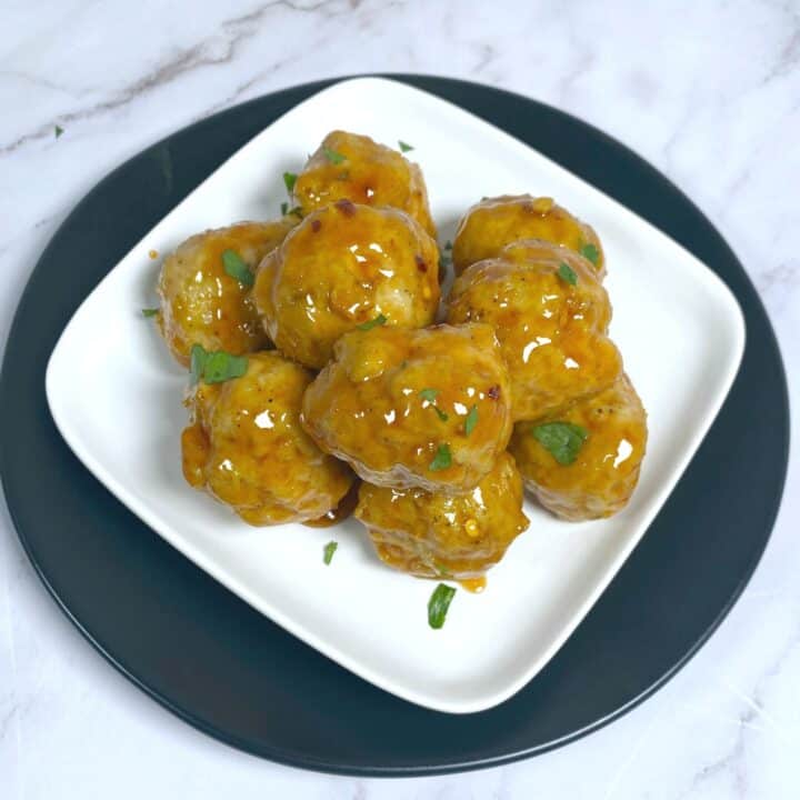 Baked Firecracker Chicken Meatballs - Cookaholic Wife