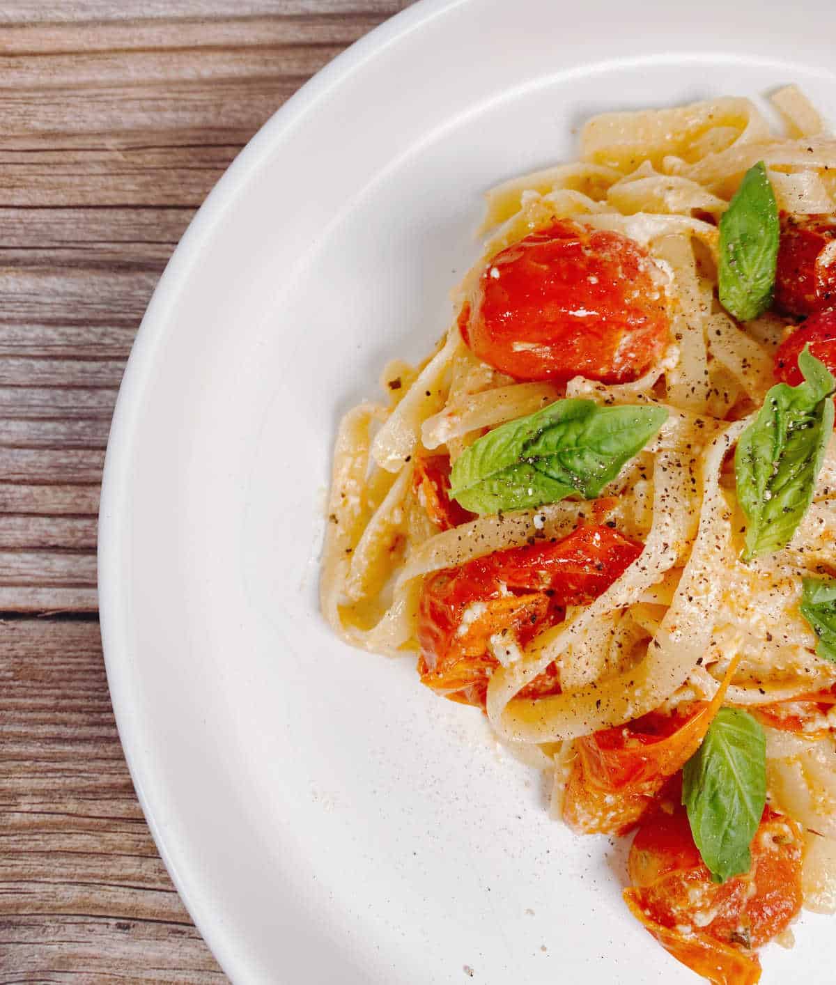 Baked Feta Tomato Fettuccine - Cookaholic Wife