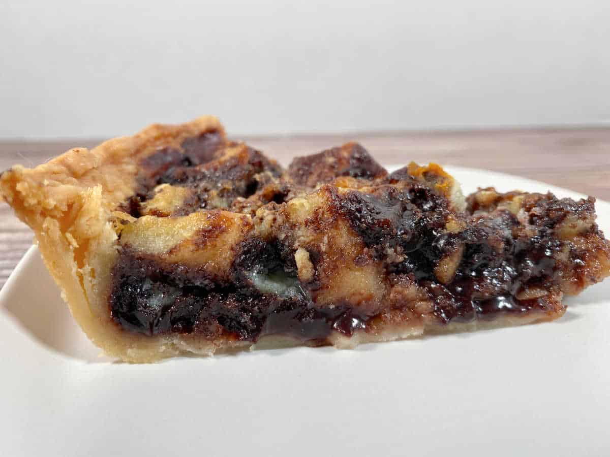 Baltimore Bomb Pie - Cookaholic Wife